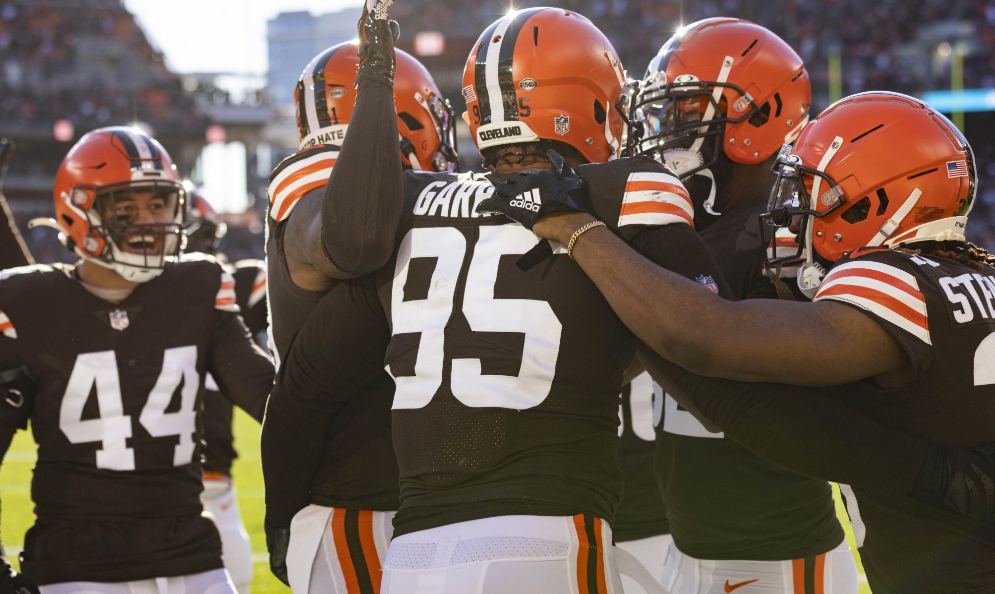 NFL Week 15 Odds and Predictions: Best Picks Against the Spread ...