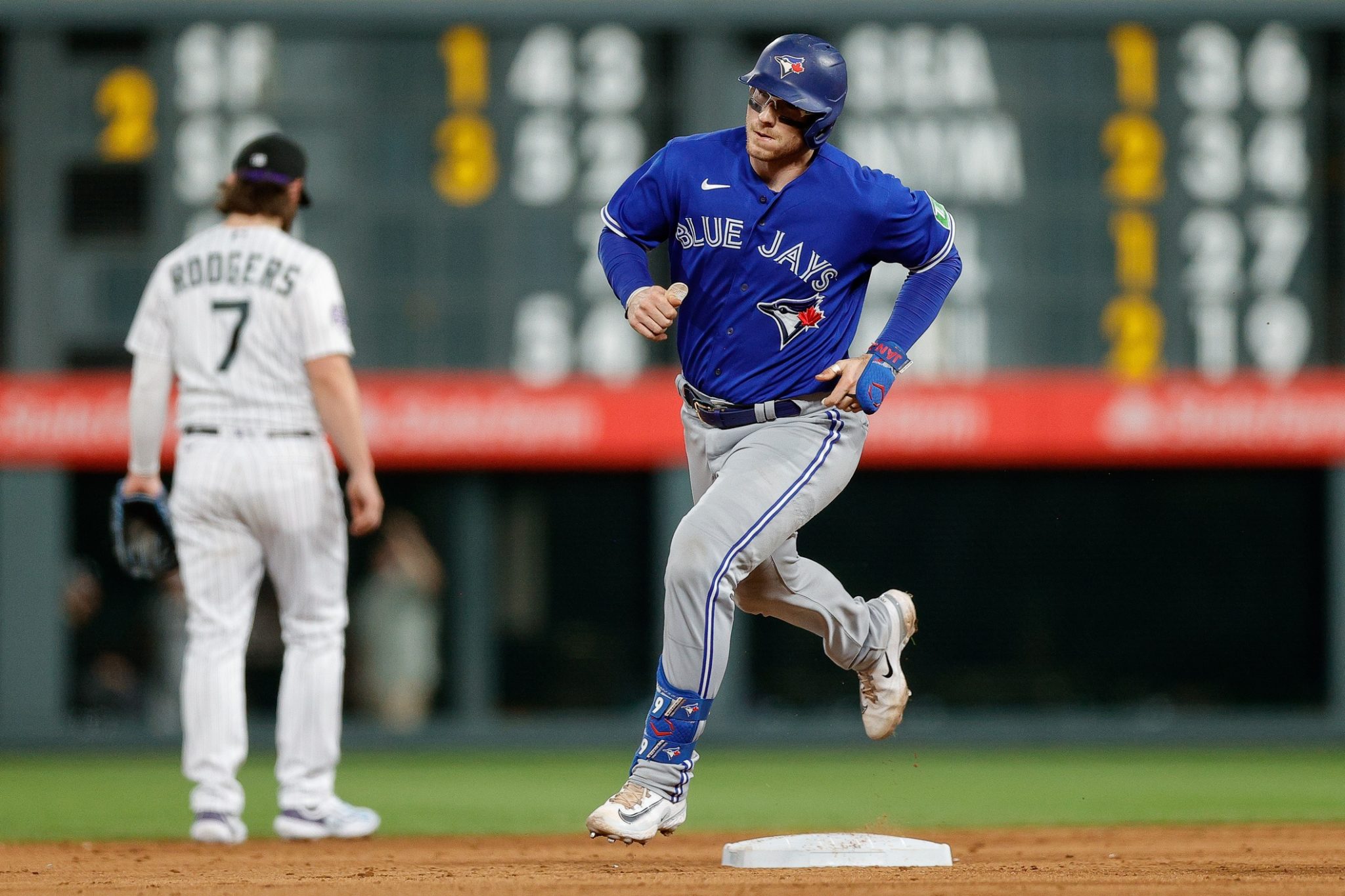 Blue Jays’ Catcher Danny Jansen Out for Regular Season | Sports Interaction